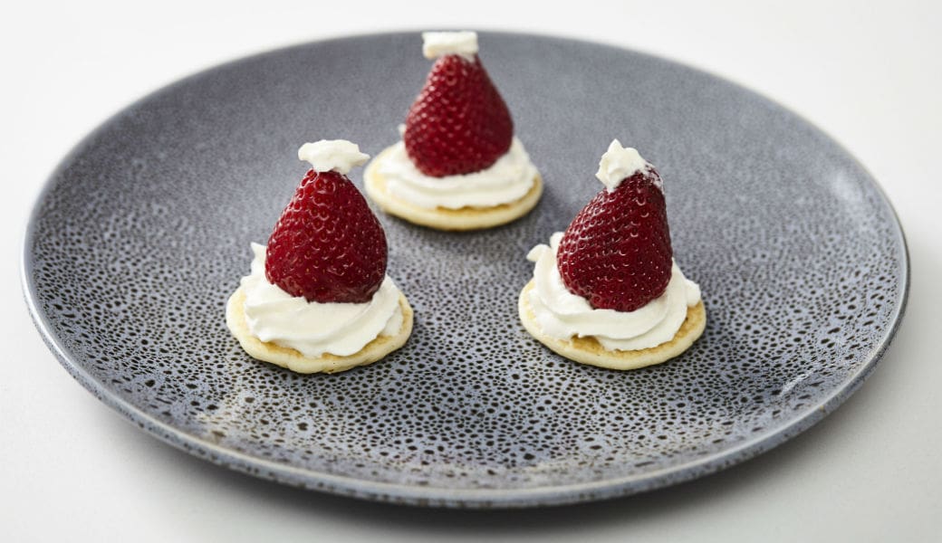 Christmas Recipe: How To Make Santa Hat Blinis - M2woman
